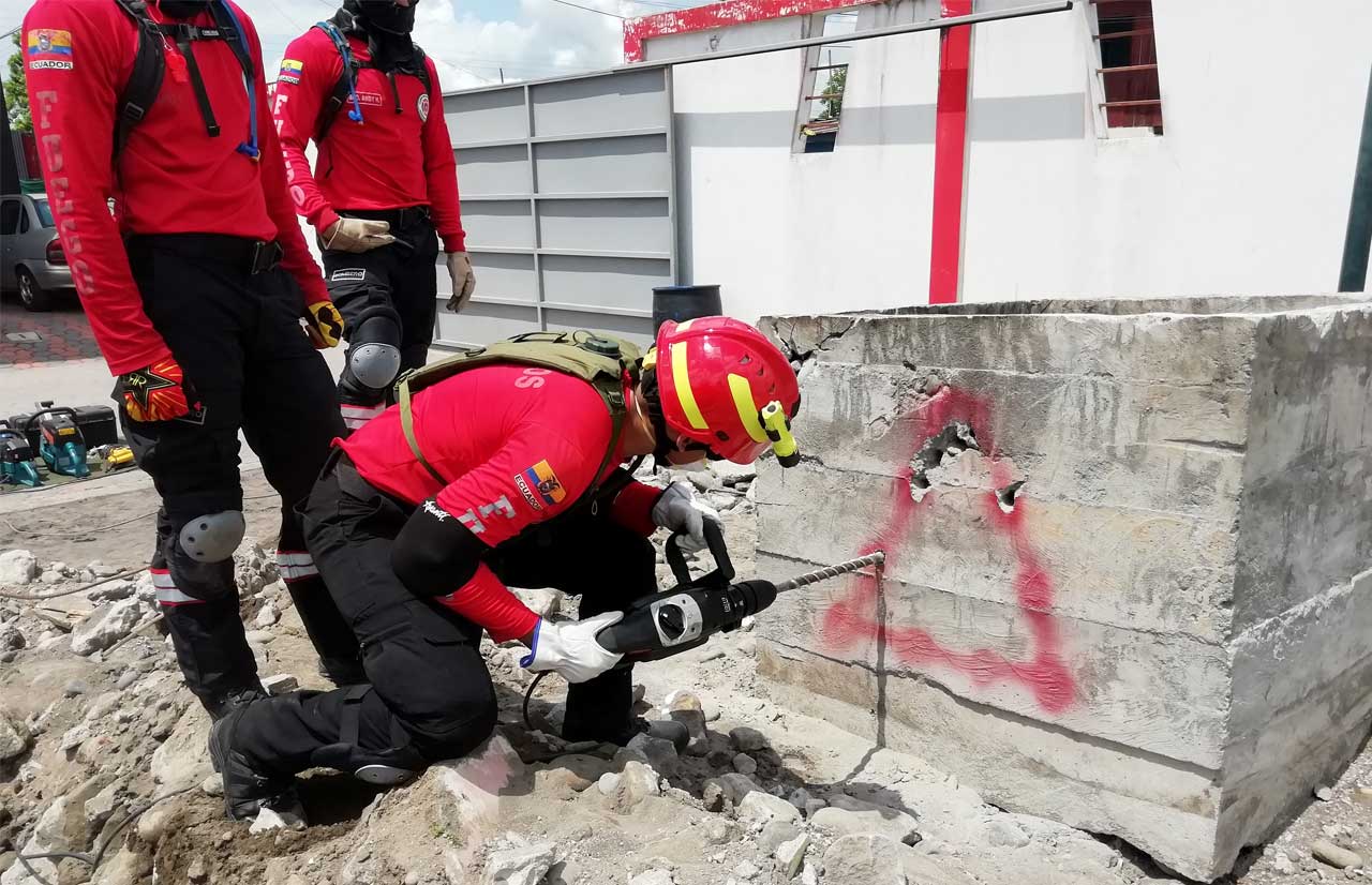 Brigadas de evacuación y rescate - Air Rescue Ecuador